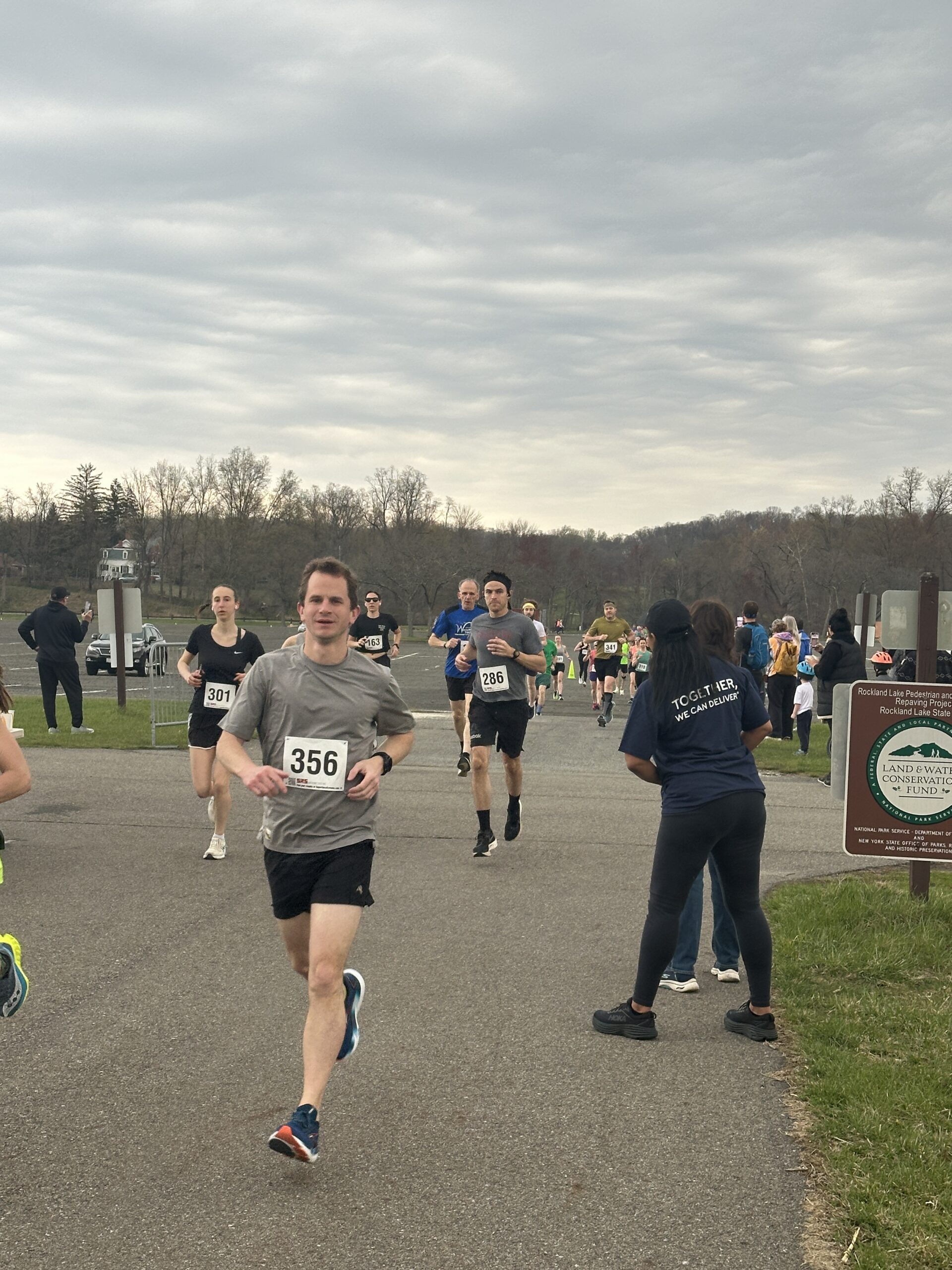 2025 HOOK HALF MARATHON + 10K + KIDS FUN RUN - Meals on Wheels Rockland